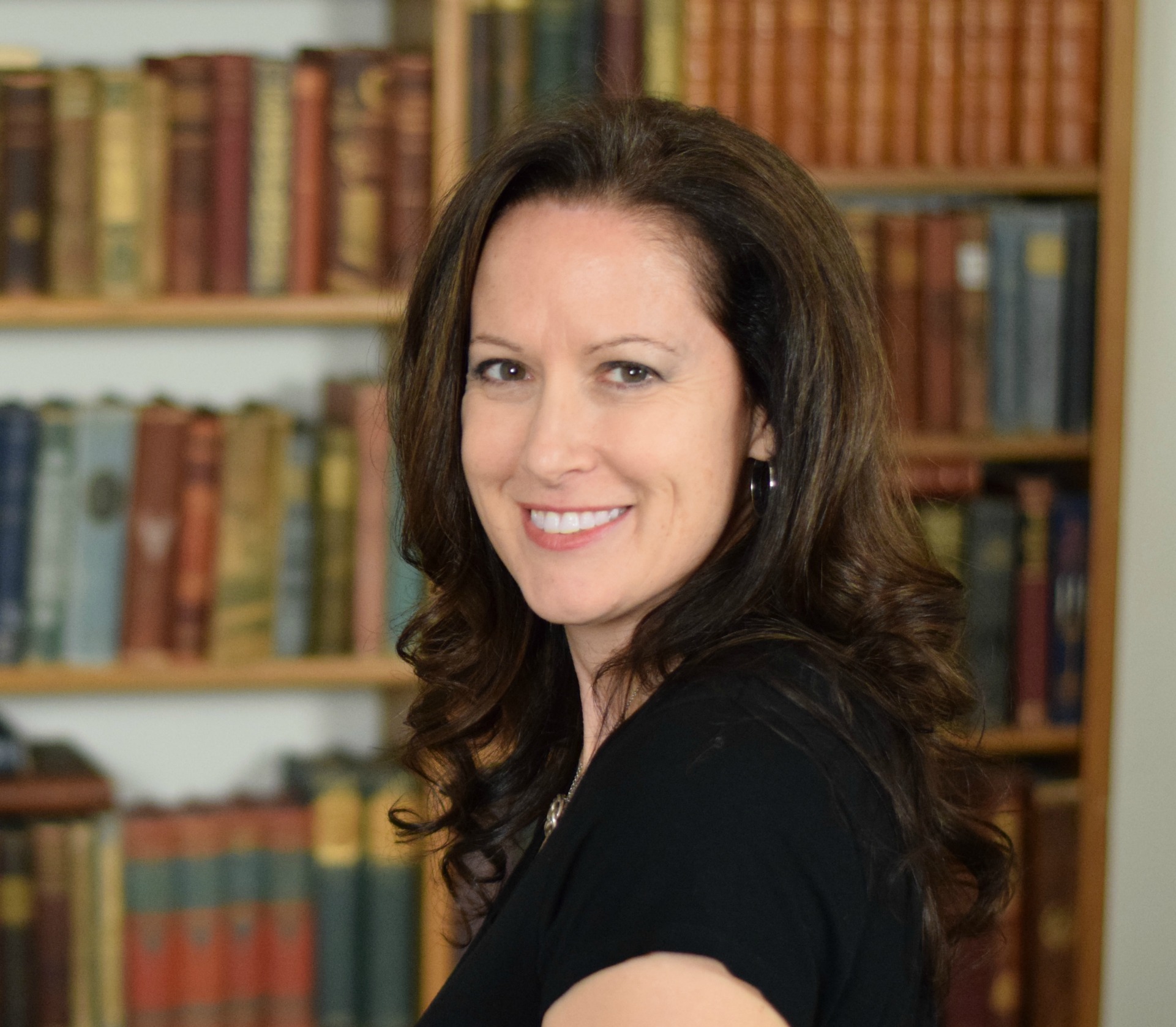 In Pursuit of Fabulous Midlife - Laina Turner, Author